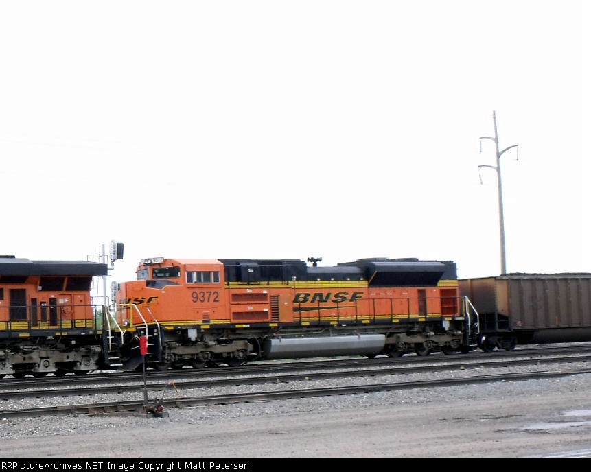 BNSF 9372